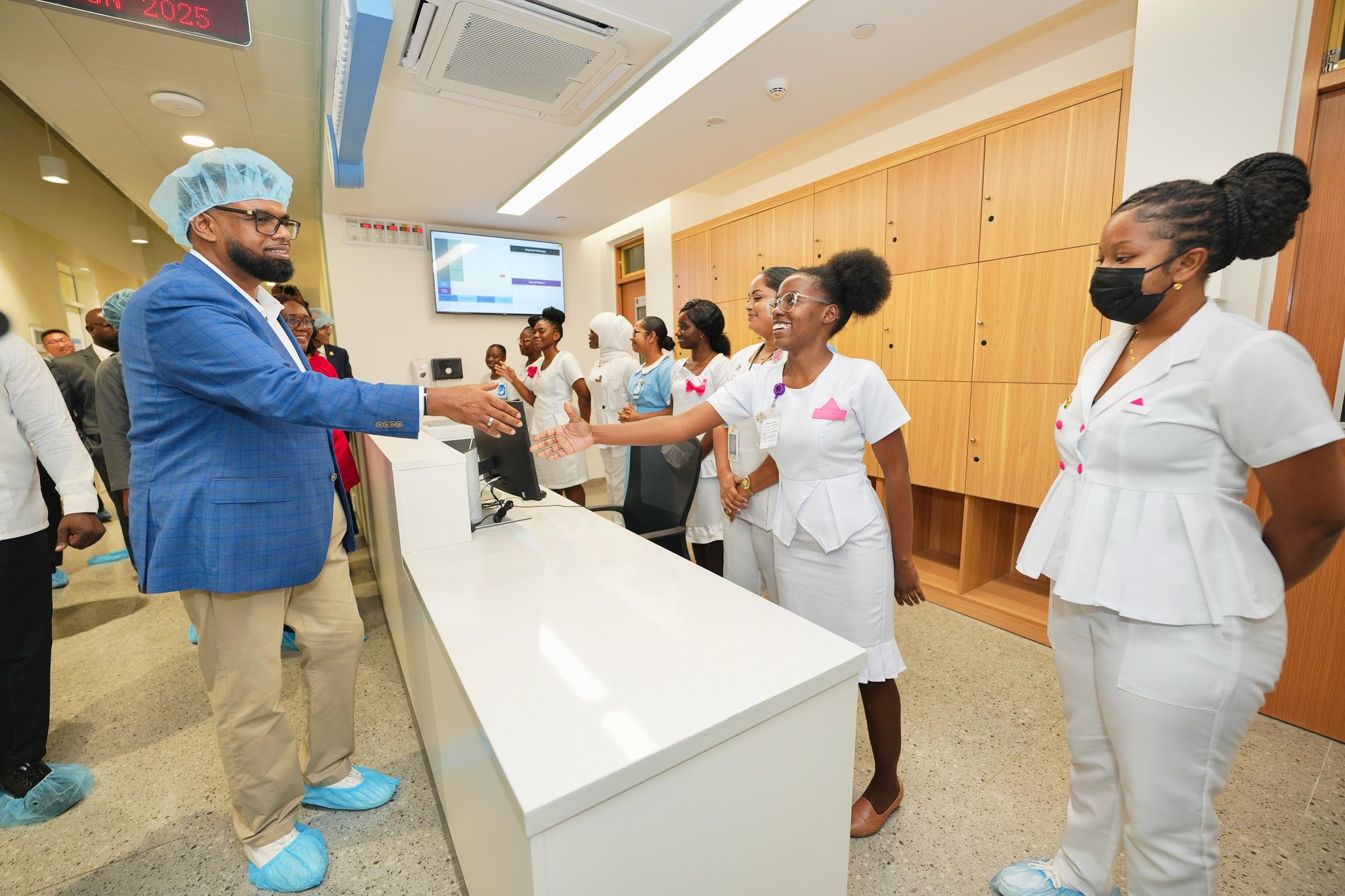 “Your salaries, welfare, work conditions will only improve under PPP/C ...