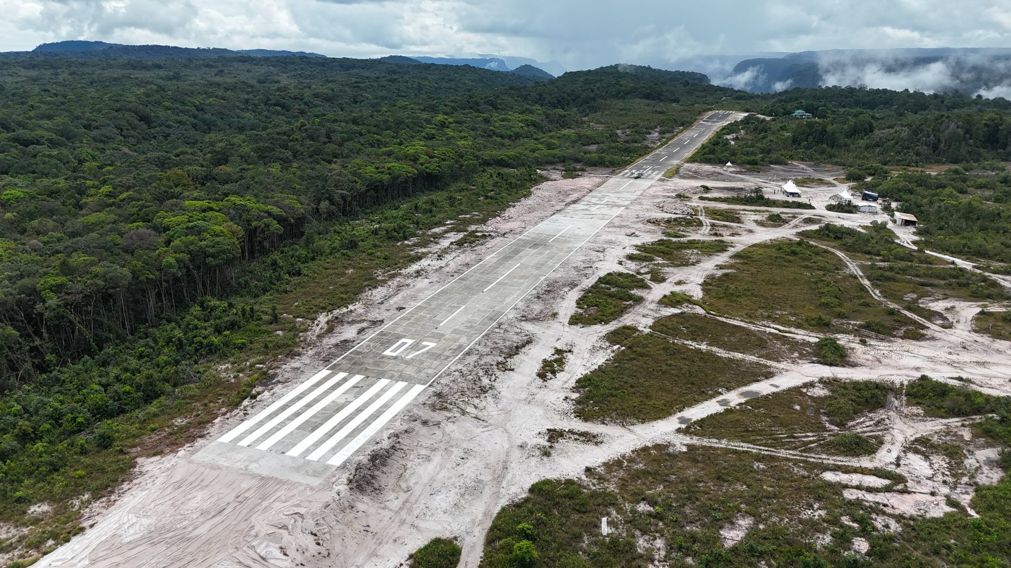 Kaieteur Runway extension project commissioned - INews Guyana